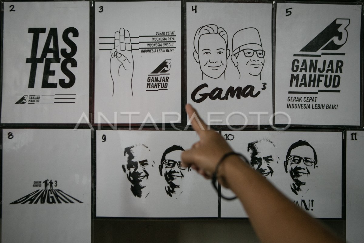 Sablon gratis untuk pendukung Ganjar Pranowo | ANTARA Foto Sablon gratis untuk pendukung Ganjar Pranowo | ANTARA Foto