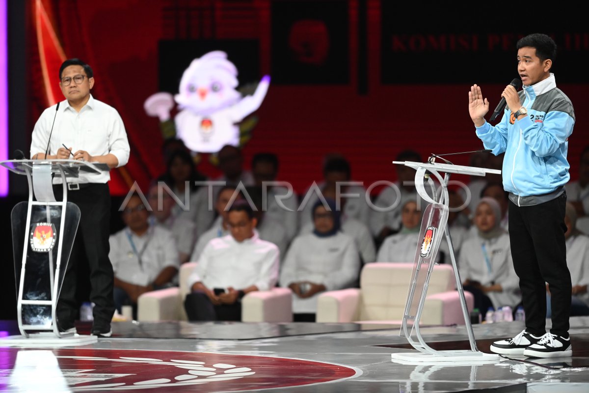 Debat keempat Pilpres 2024 | ANTARA Foto