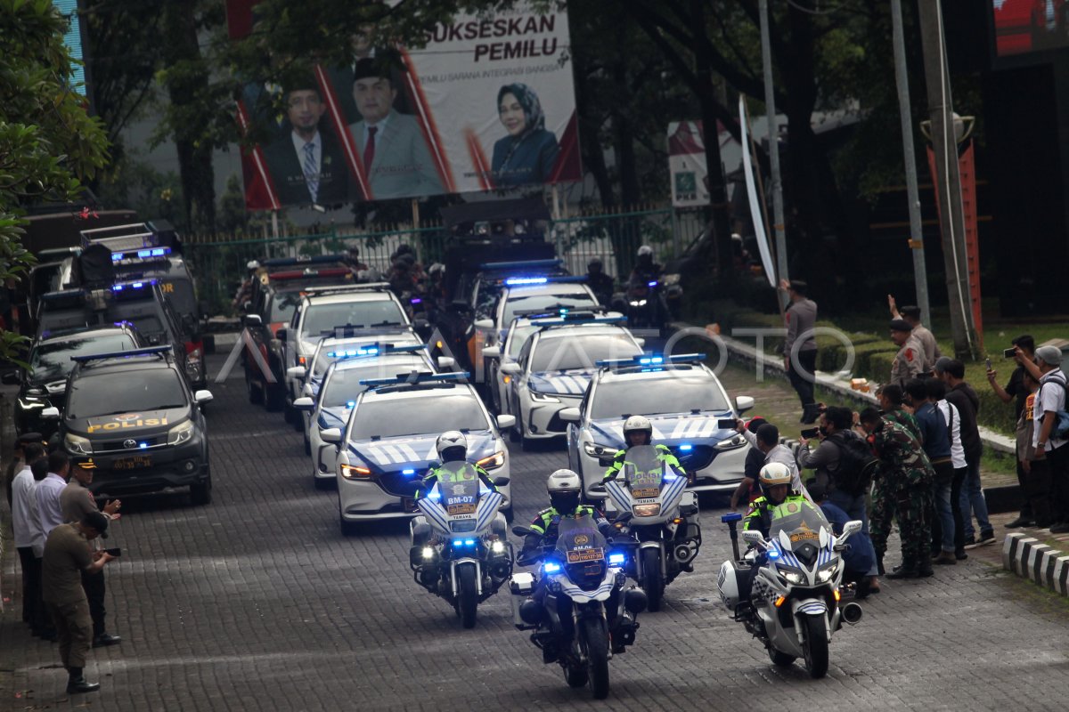 Pelepasan pasukan pengamanan TPS di Kabupaten Bogor | ANTARA Foto