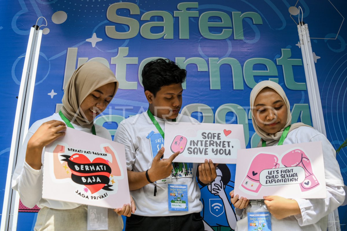 Peringatan Safer Internet Day 2024 | ANTARA Foto