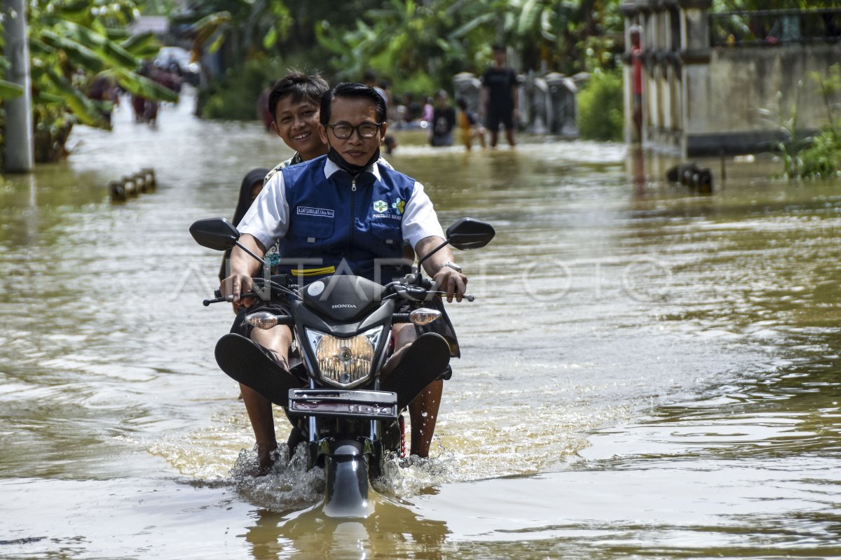 Banjir luapan sungai Citanduy | ANTARA Foto