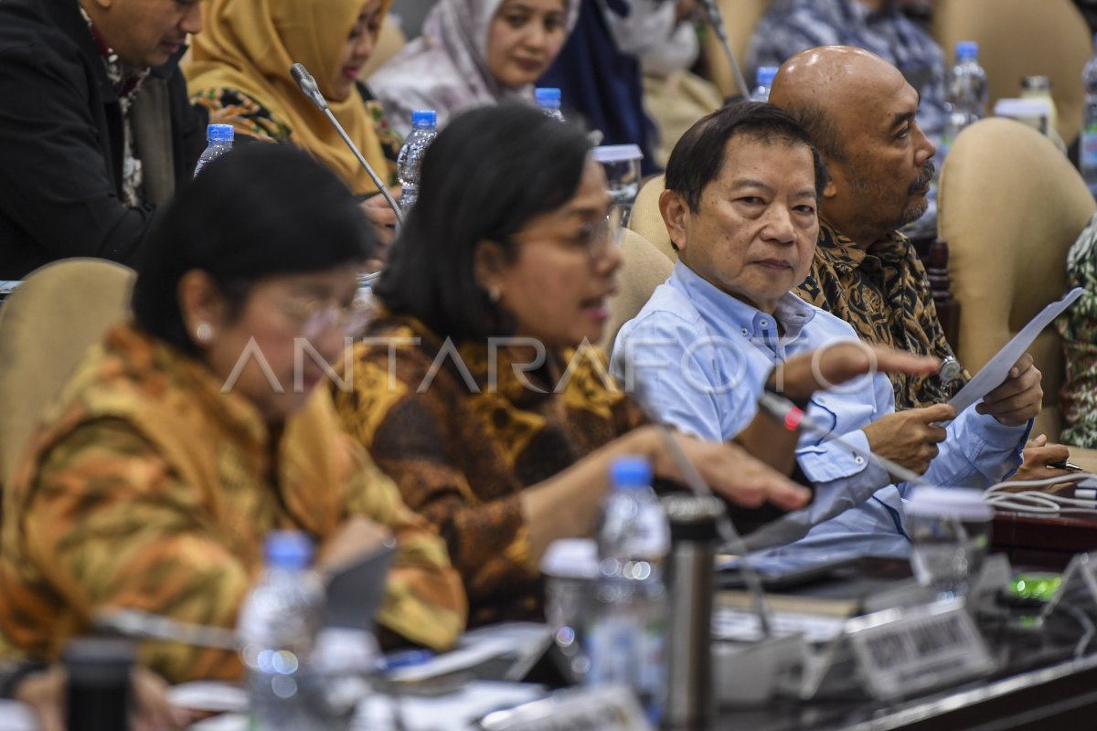 Raker Kemenkeu, Bappenas, dan BI dengan Komite IV DPD | ANTARA Foto