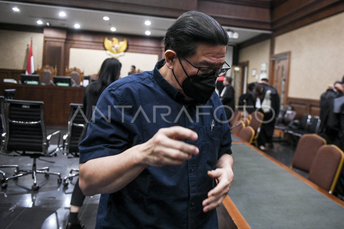 Sadikin Rusli divonis 2,5 tahun penjara | ANTARA Foto Sadikin Rusli divonis 2,5 tahun penjara | ANTARA Foto