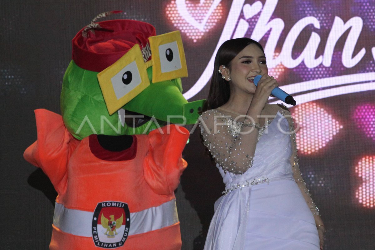 Peluncuran maskot Pilkada Surabaya 2024 | ANTARA Foto