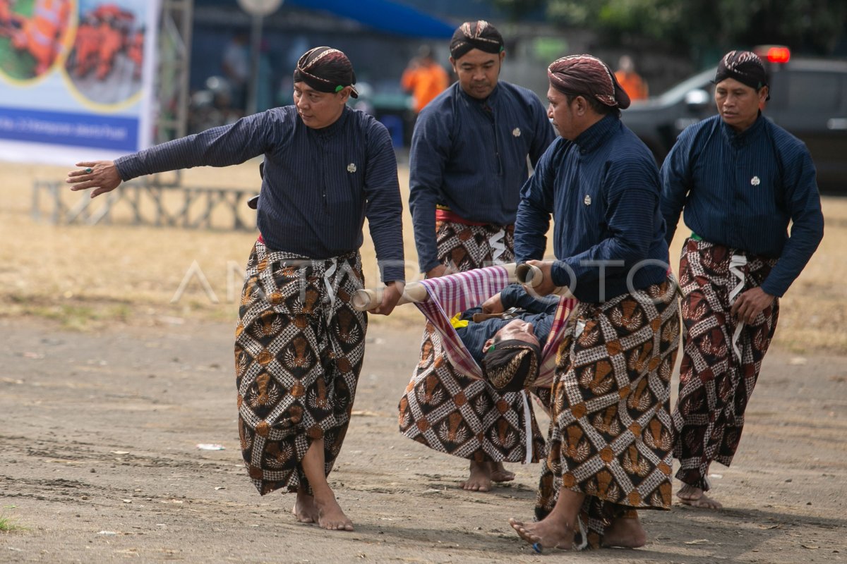 Latihan Gabungan Urban Sar Antara Foto