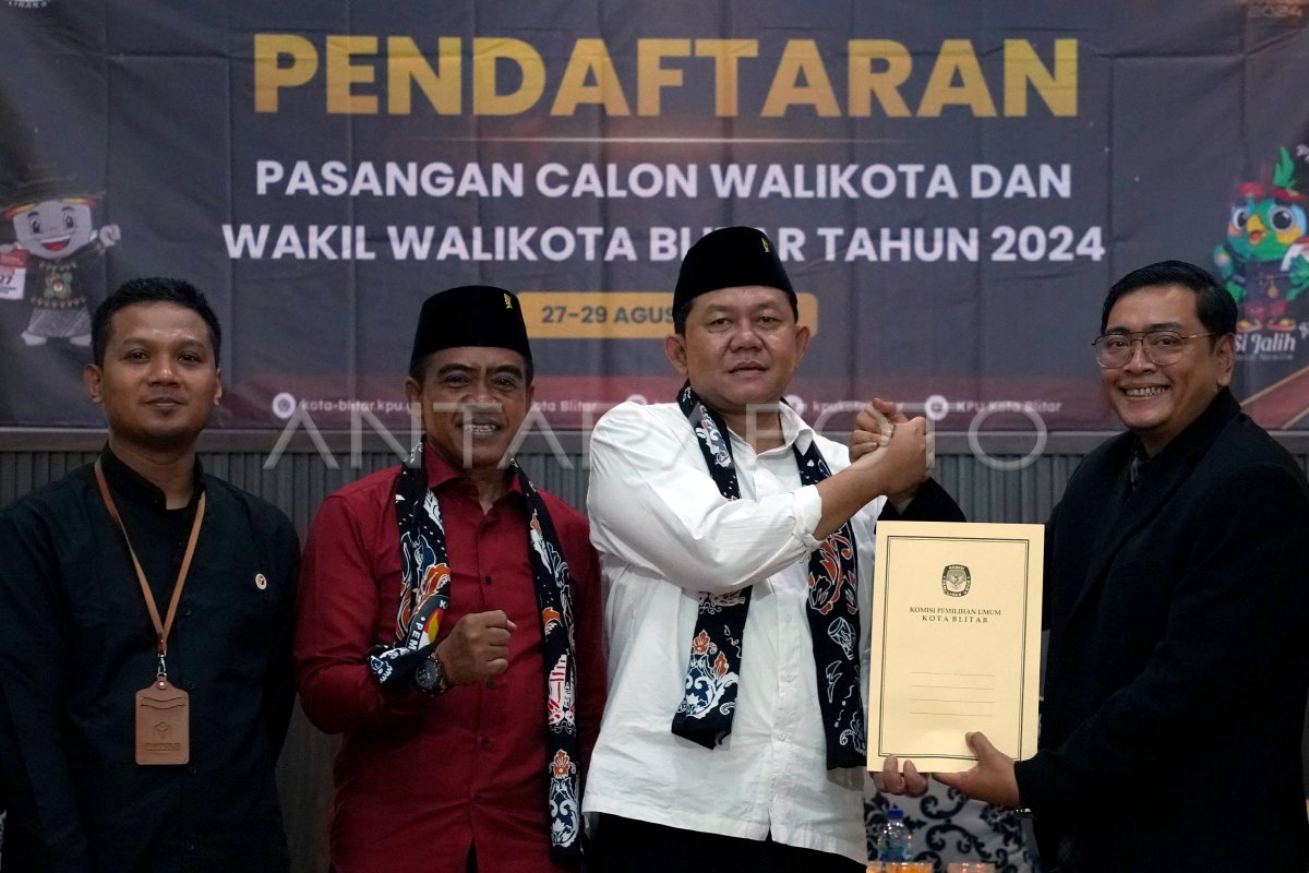 KPU Kota Blitar menerima pendaftaran bakal calon wali kota | ANTARA Foto