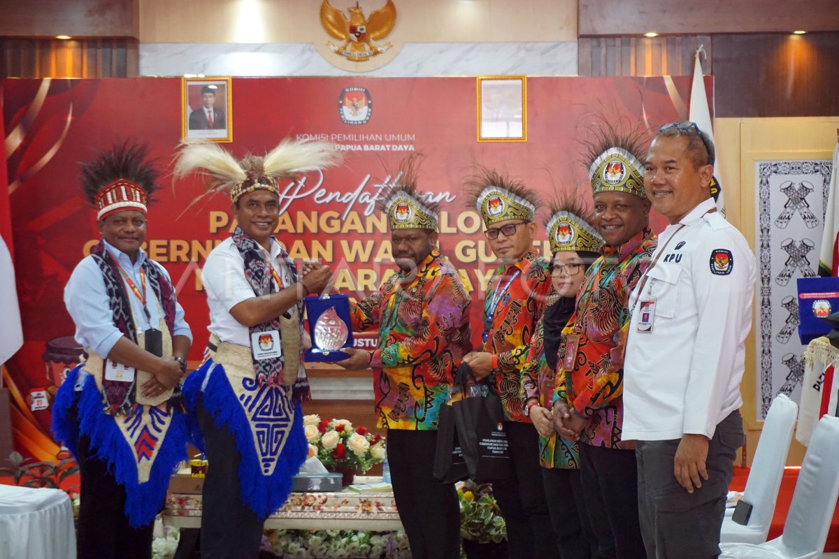 Pendaftaran bakal calon Gubernur Papua Barat Daya | ANTARA Foto Pendaftaran bakal calon Gubernur Papua Barat Daya | ANTARA Foto