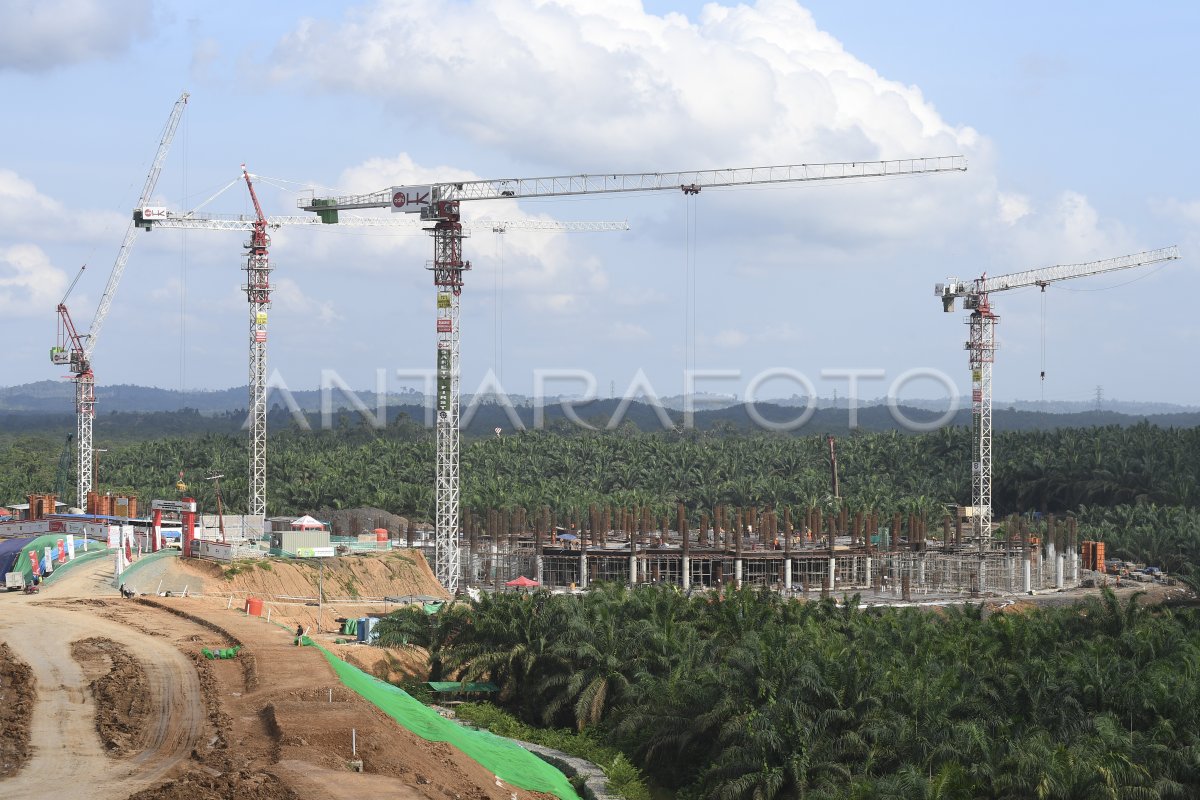 Progres pembangunan Masjid Negara IKN | ANTARA Foto
