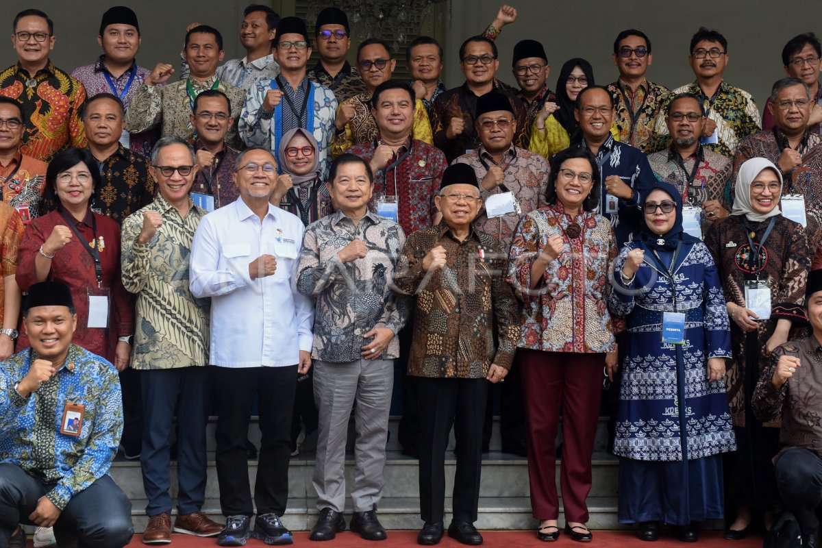 Wapres pimpin rapat pleno KNEKS | ANTARA Foto