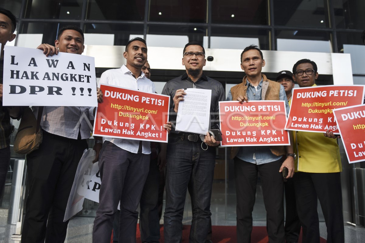 TOLAK HAK ANGKET KPK | ANTARA Foto TOLAK HAK ANGKET KPK | ANTARA Foto