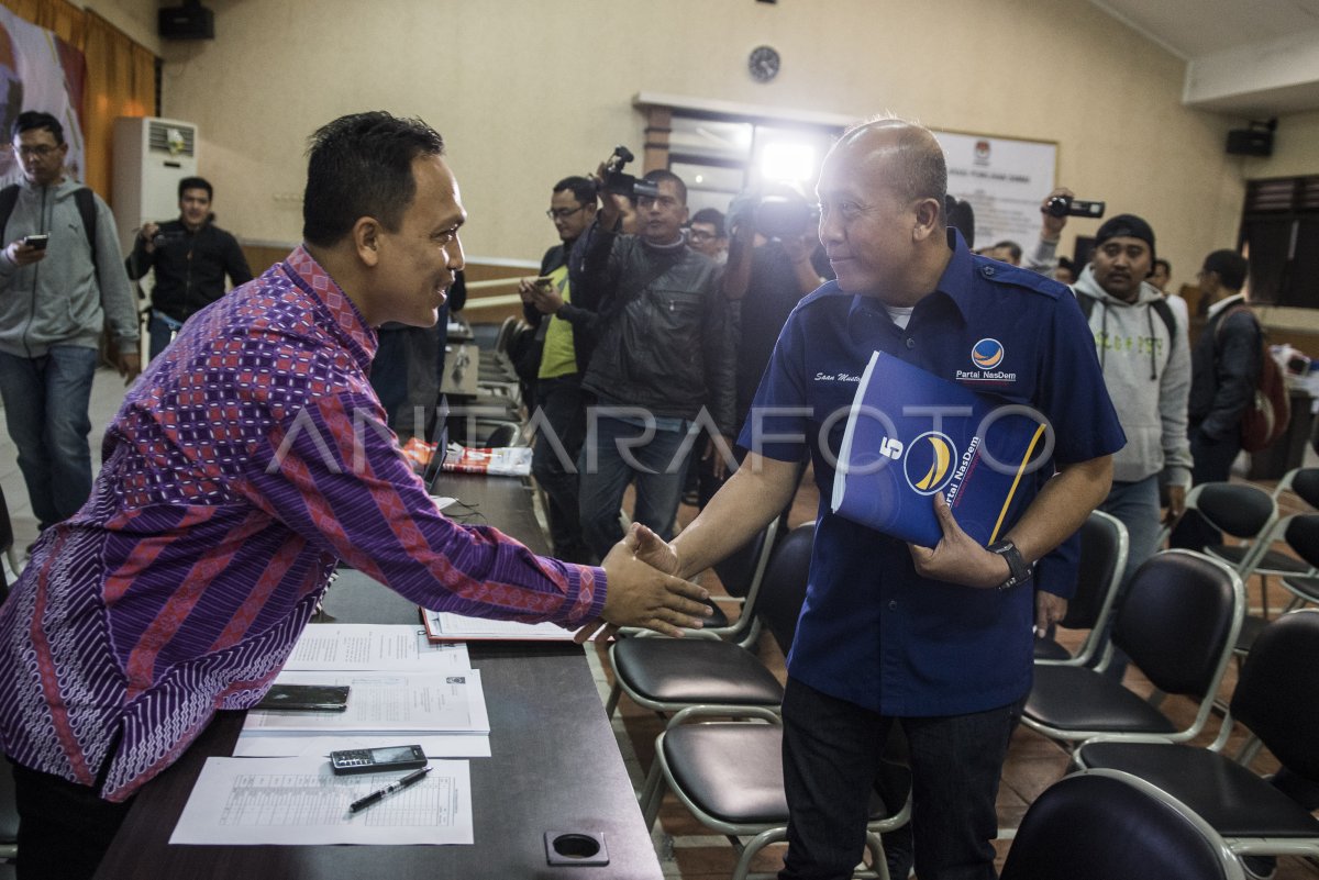 NASDEM DAFTARKAN BACALEG JABAR | ANTARA Foto NASDEM DAFTARKAN BACALEG JABAR | ANTARA Foto