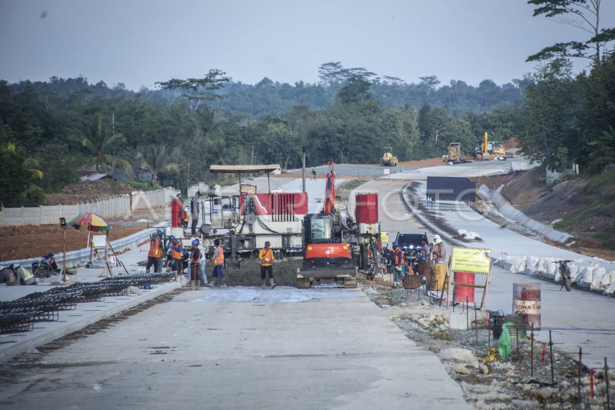 PEMBANGUNAN JALAN TOL BALIKPAPAN-SAMARINDA | ANTARA Foto PEMBANGUNAN JALAN TOL BALIKPAPAN-SAMARINDA | ANTARA Foto
