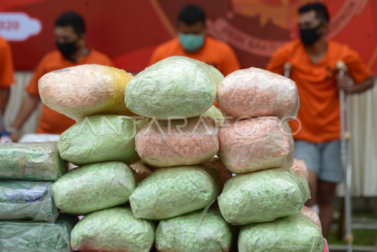 GAGALKAN PENYELUNDUPAN SABU JARINGAN INTERNASIONAL | ANTARA Foto