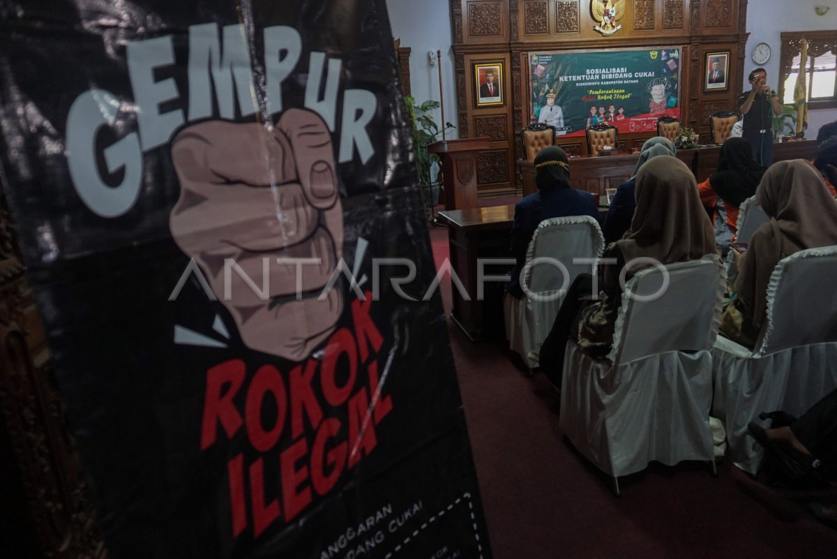 SOSIALISASI CUKAI ROKOK ILEGAL | ANTARA Foto