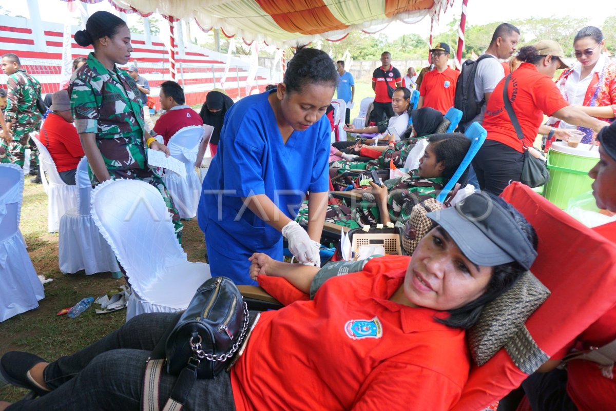 Donor darah sambut HUT ke 78 RI di Papua Barat Daya | ANTARA Foto