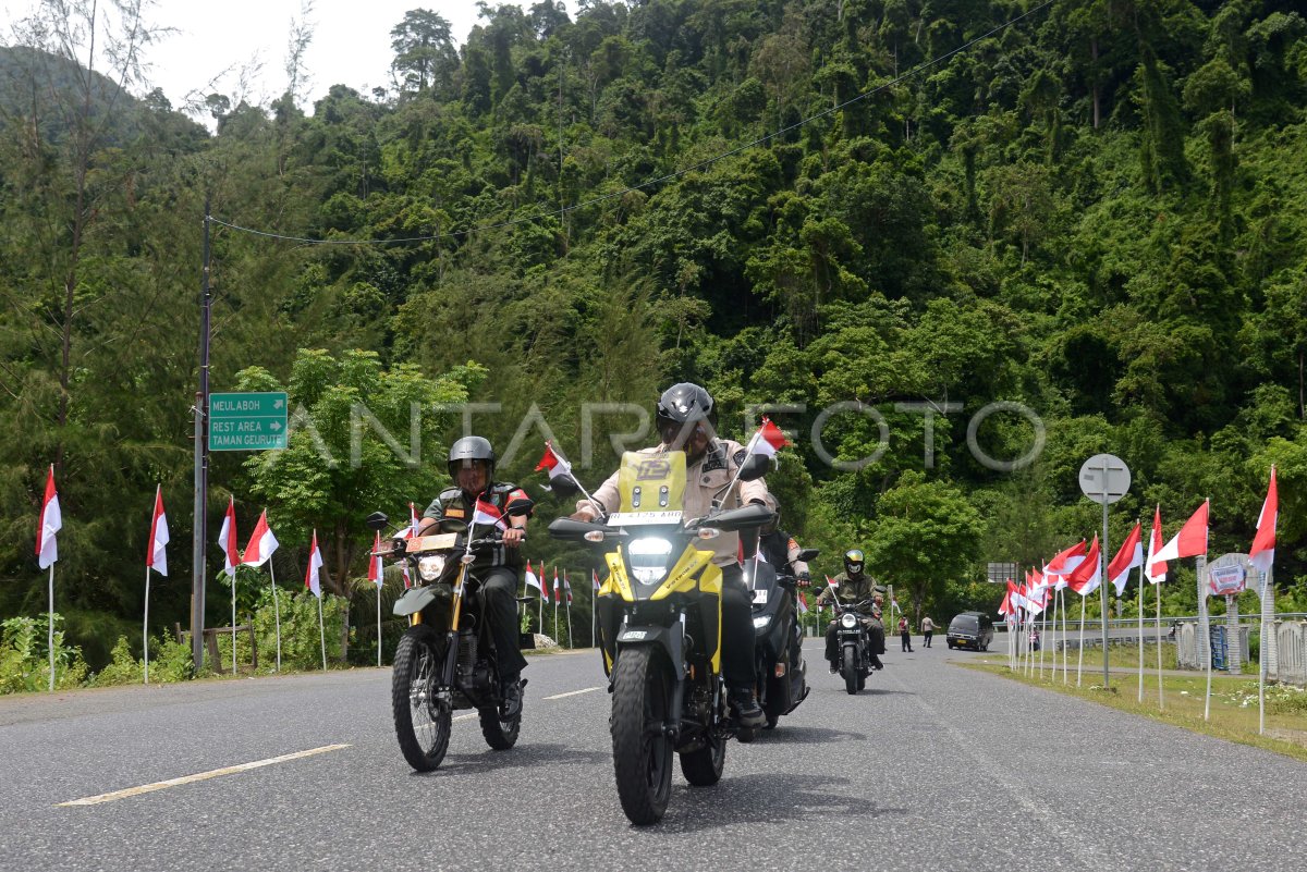 Pencanangan Gernas 10 Juta Bendera Merah Putih di Aceh Besar | ANTARA Foto Pencanangan Gernas 10 Juta Bendera Merah Putih di Aceh Besar | ANTARA Foto