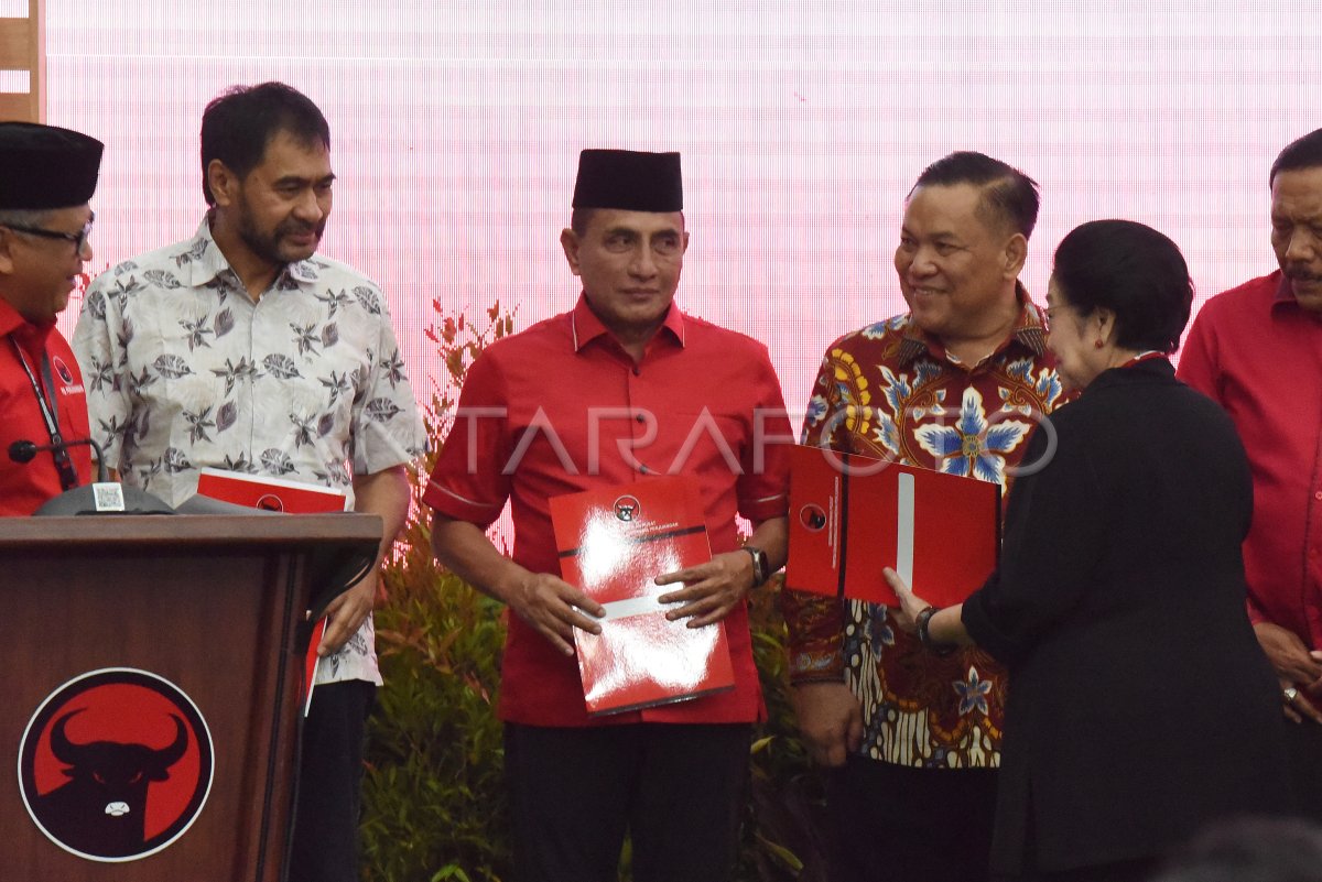 PDI Perjuangan umumkan bakal calon kepala daerah usungannya | ANTARA Foto PDI Perjuangan umumkan bakal calon kepala daerah usungannya | ANTARA Foto