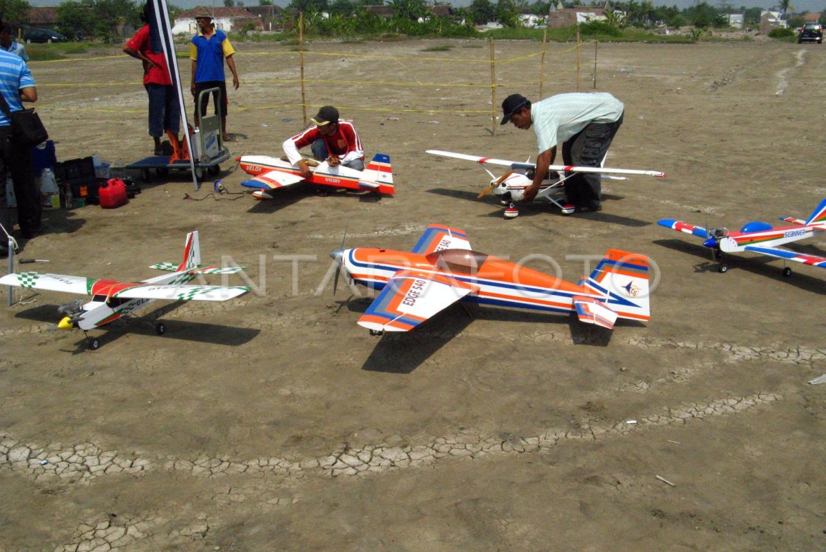 AEROMODELLING | ANTARA Foto