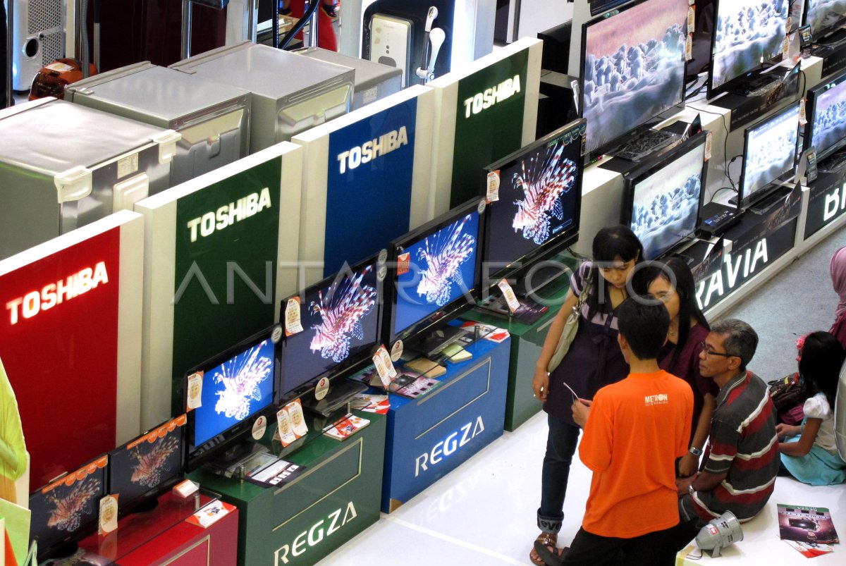 PENJUALAN ELEKTRONIK | ANTARA Foto
