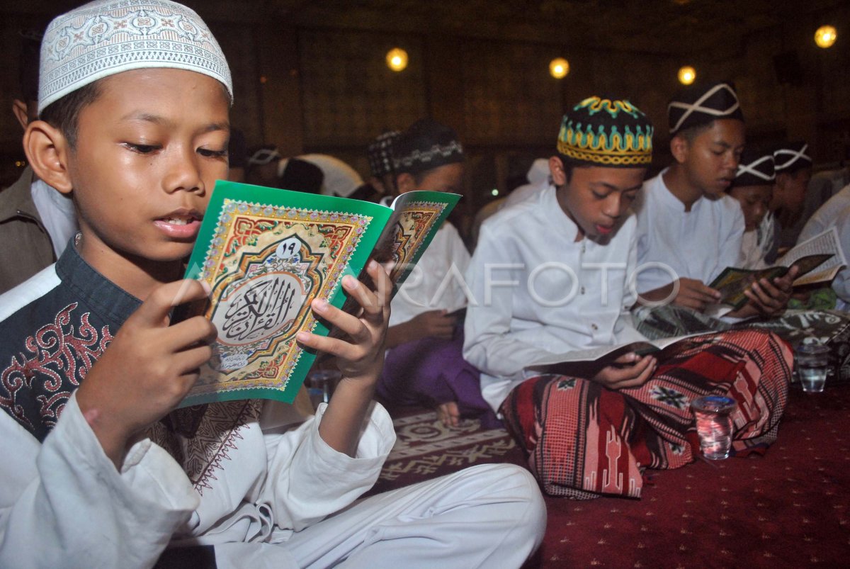 NUSANTARA MENGAJI DI BOGOR | ANTARA Foto NUSANTARA MENGAJI DI BOGOR | ANTARA Foto