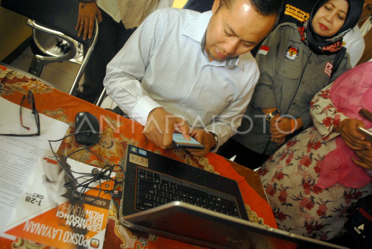 GERAKAN MELINDUNGI HAK PILIH | ANTARA Foto