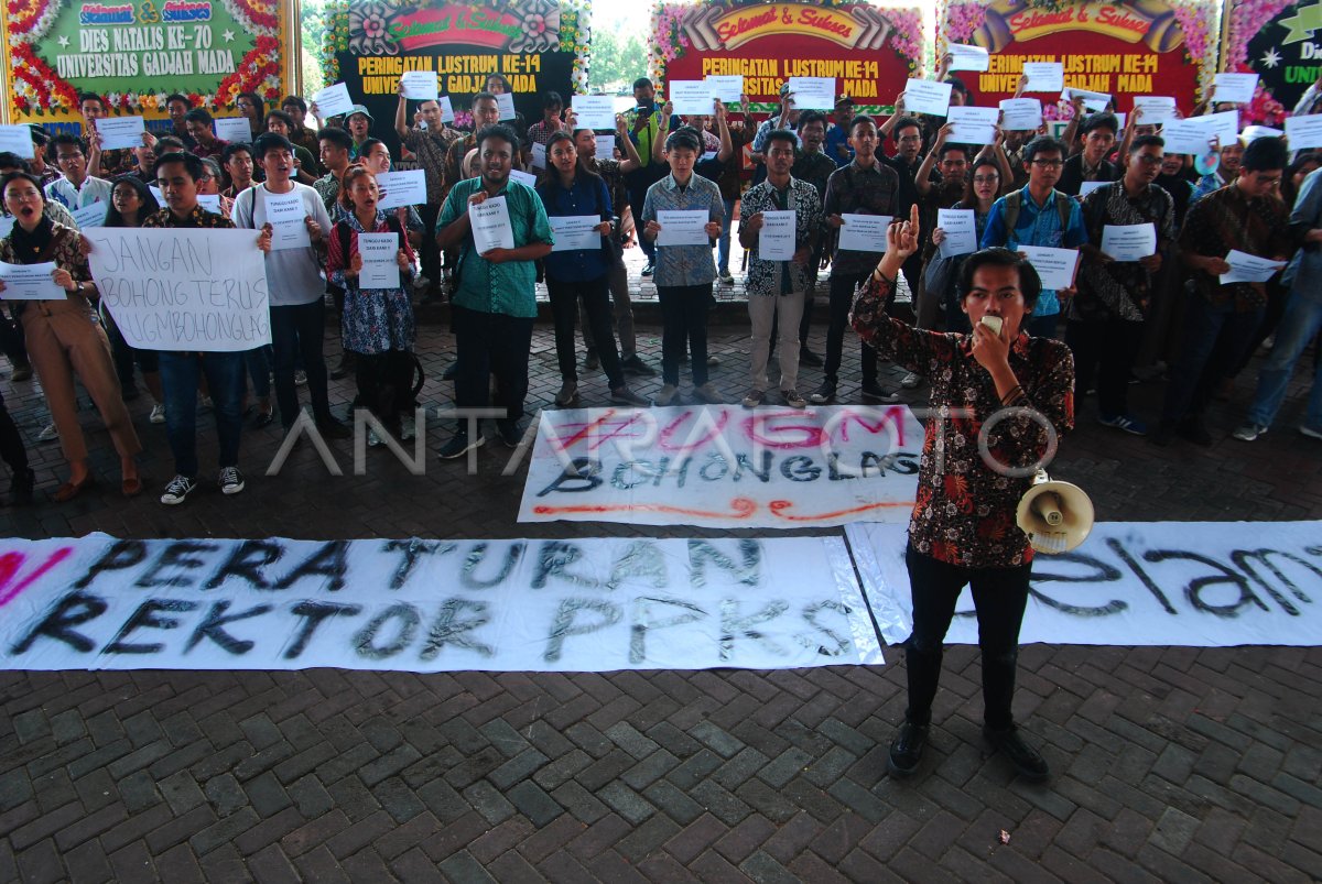 DESAK ATURAN ANTI KEKERASAN SEKSUAL | ANTARA Foto DESAK ATURAN ANTI KEKERASAN SEKSUAL | ANTARA Foto