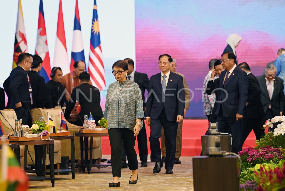 Pertemuan Menlu ASEAN dengan AICHR | ANTARA Foto