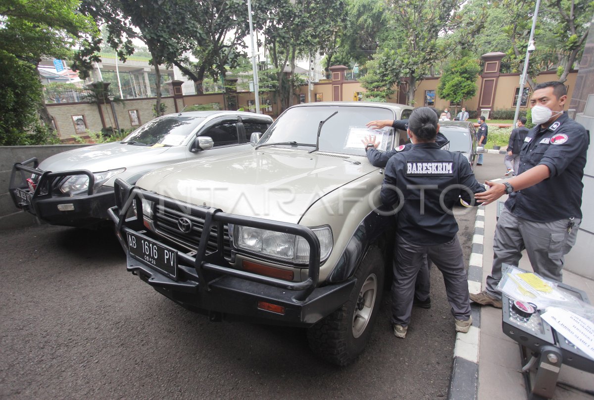 PENGUNGKAPAN TINDAK PIDANA PENCUCIAN UANG | ANTARA Foto PENGUNGKAPAN TINDAK PIDANA PENCUCIAN UANG | ANTARA Foto