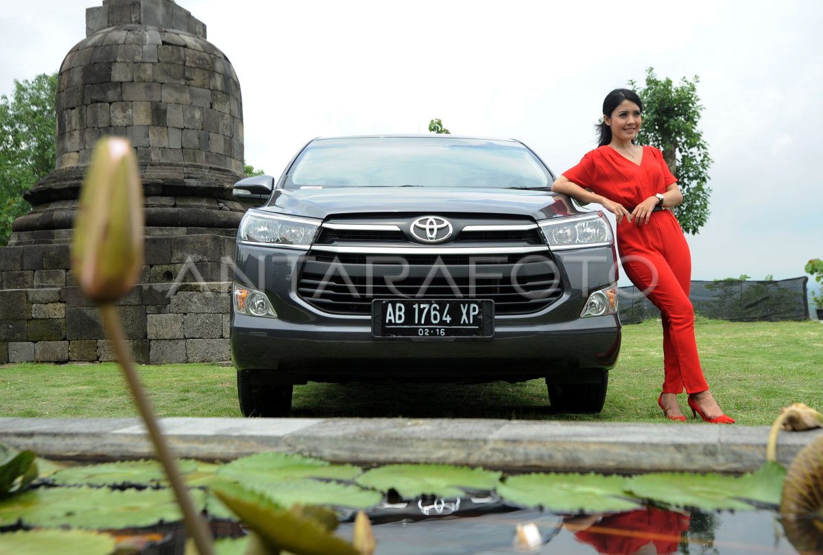 SANG LEGENDA TOYOTA INNOVA | ANTARA Foto