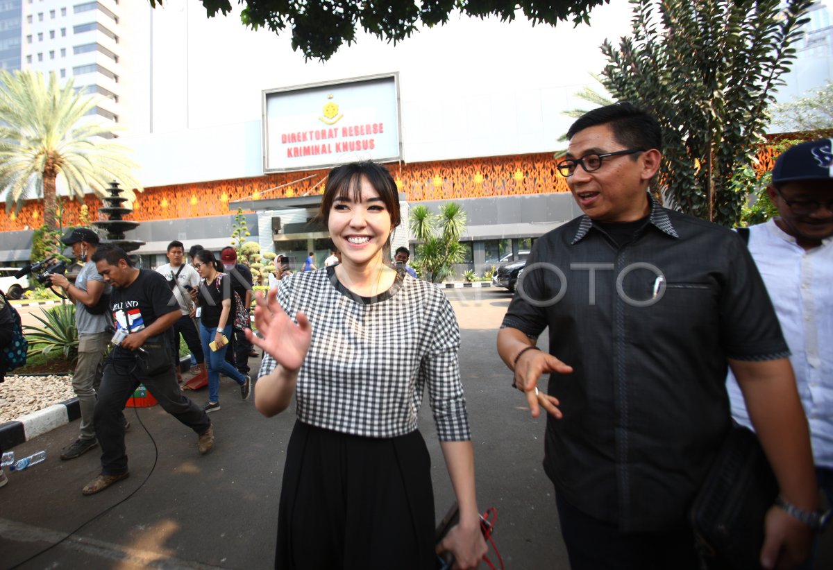 GISELLA ANASTASIA DIPERIKSA POLISI | ANTARA Foto