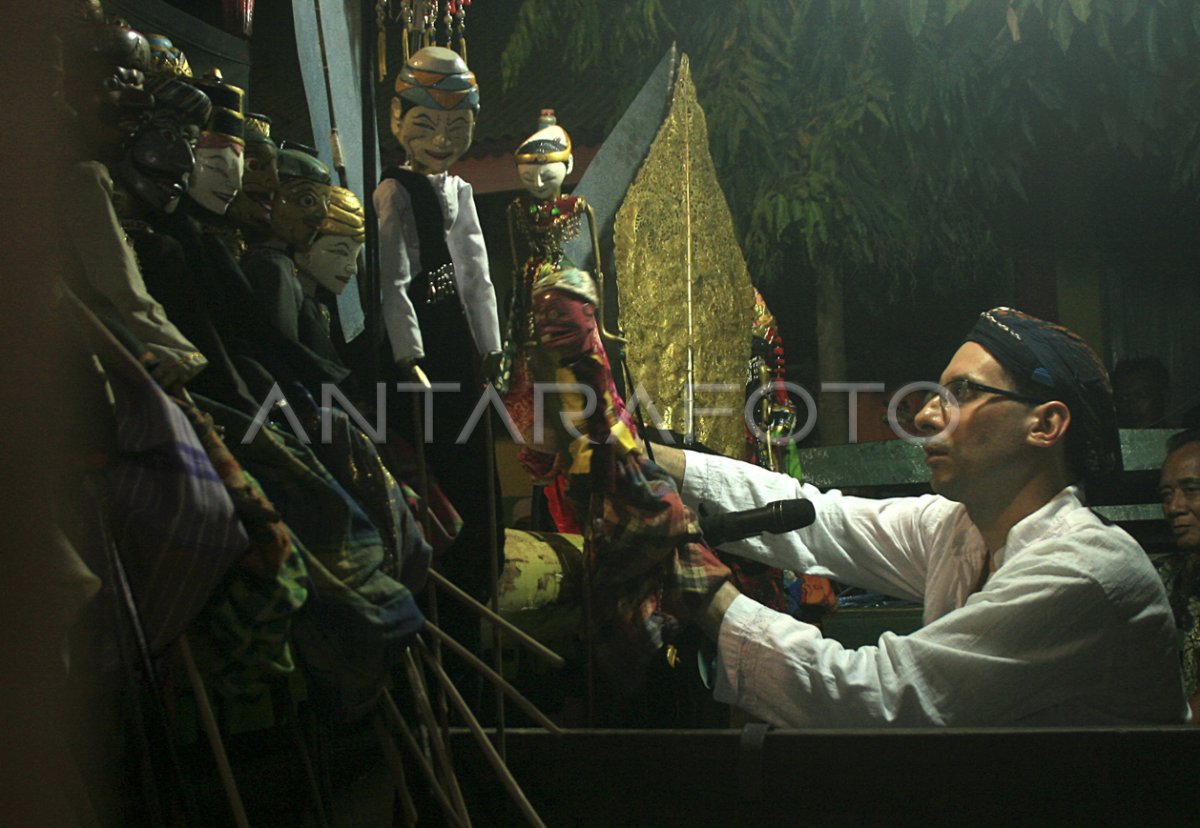 Pergelaran Wayang Golek Cepak Antara Foto