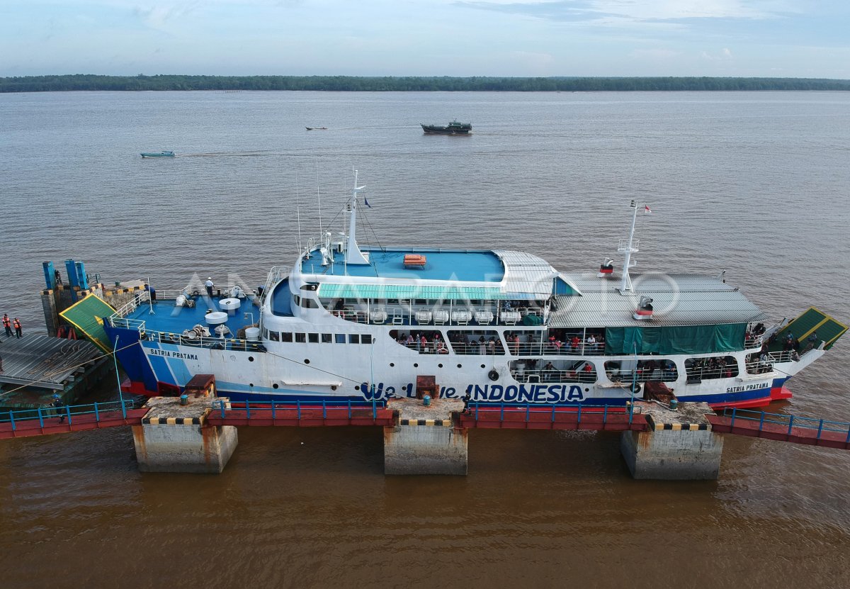 PENUMPANG KAPAL LAUT MENINGKAT | ANTARA Foto