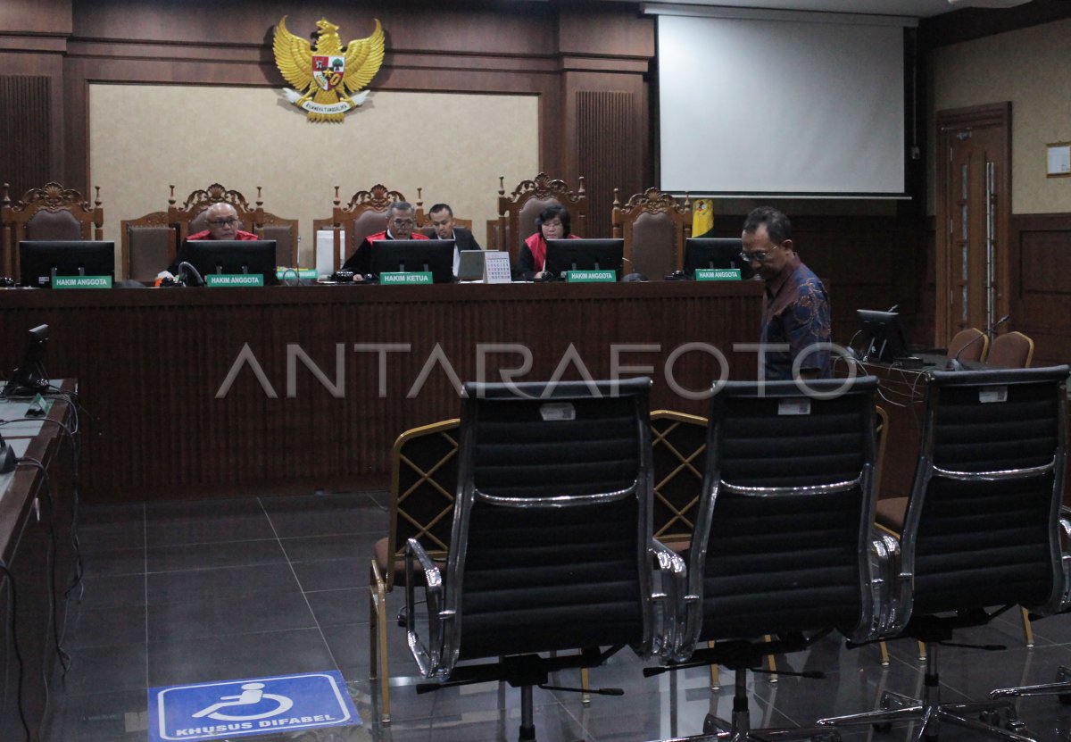 Sidang lanjutan kasus dugaan korupsi anggaran bantuan sosial | ANTARA Foto