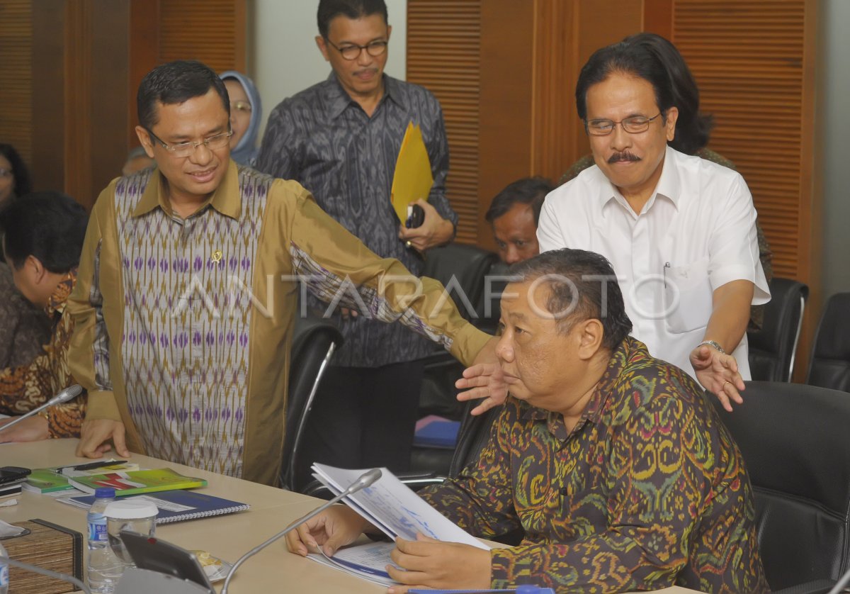 RAKOR GABUNGAN PEREKONOMIAN DAN KEMARITIMAN | ANTARA Foto