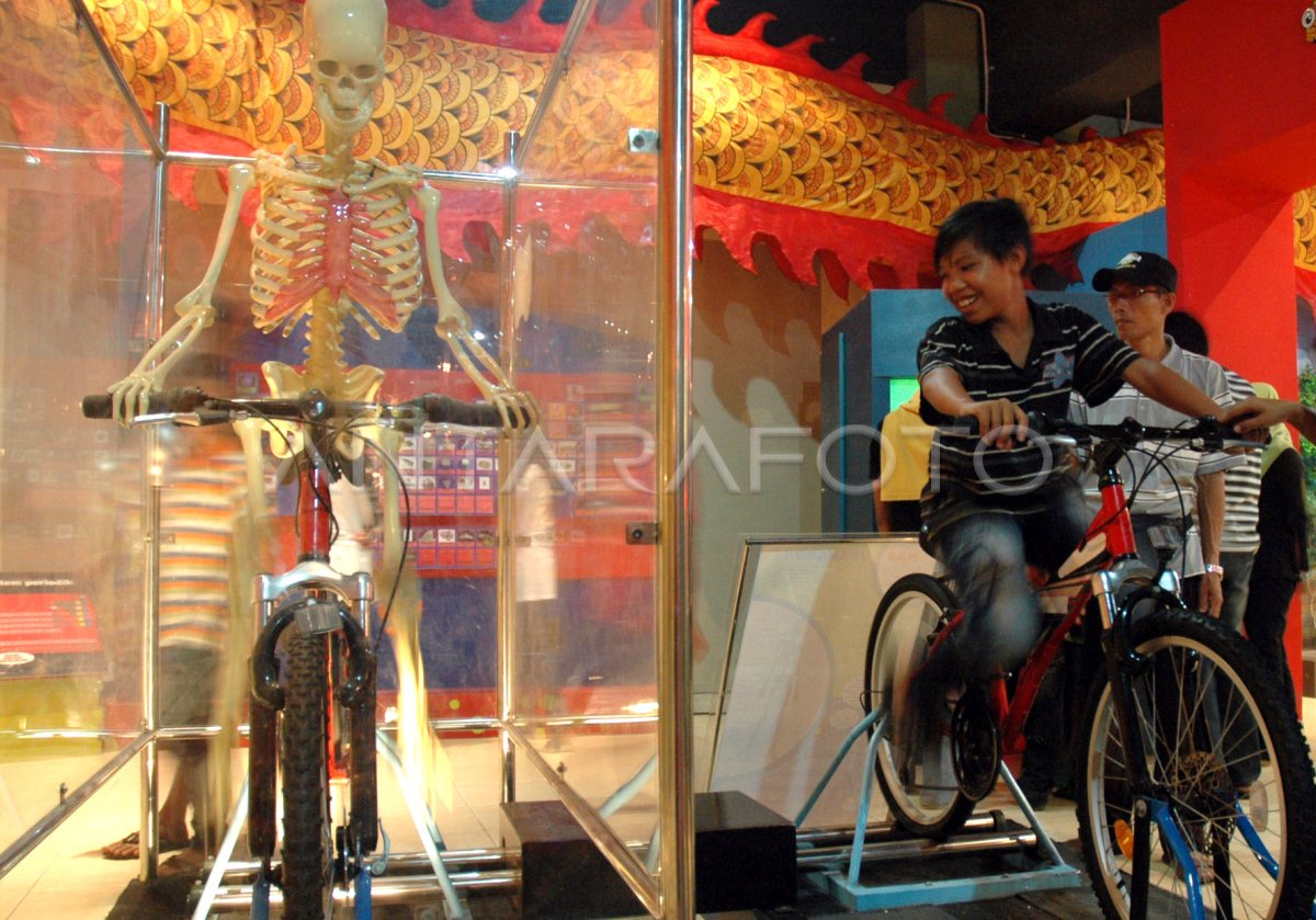 TARGET KUNJUNGAN WISATA | ANTARA Foto TARGET KUNJUNGAN WISATA | ANTARA Foto