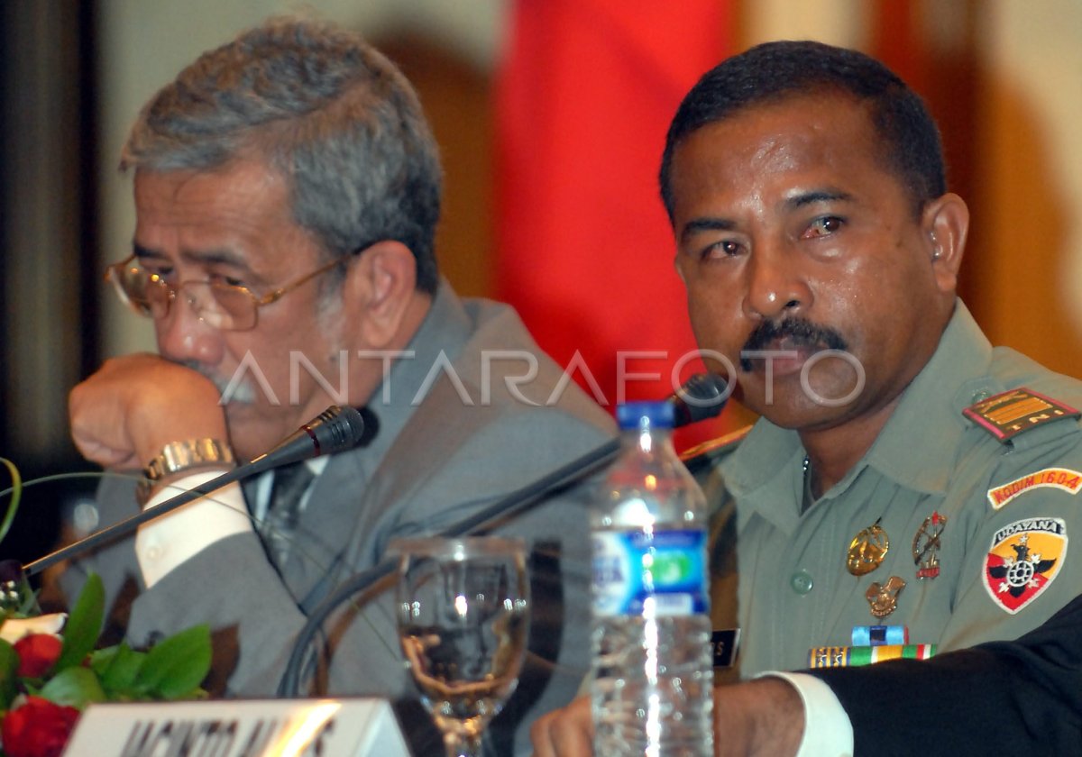 SAKSI KKP. | ANTARA Foto