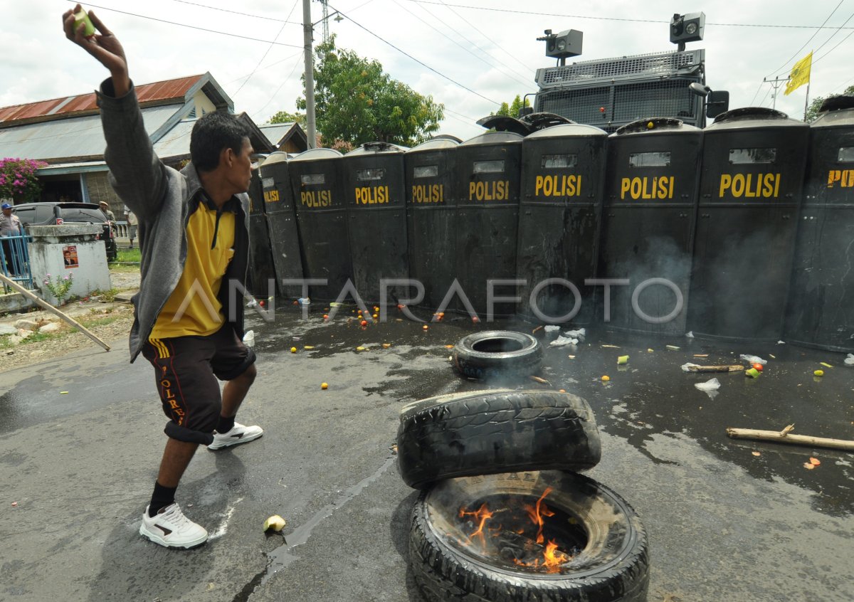 SIMULASI PENGAMANAN PEMILU | ANTARA Foto