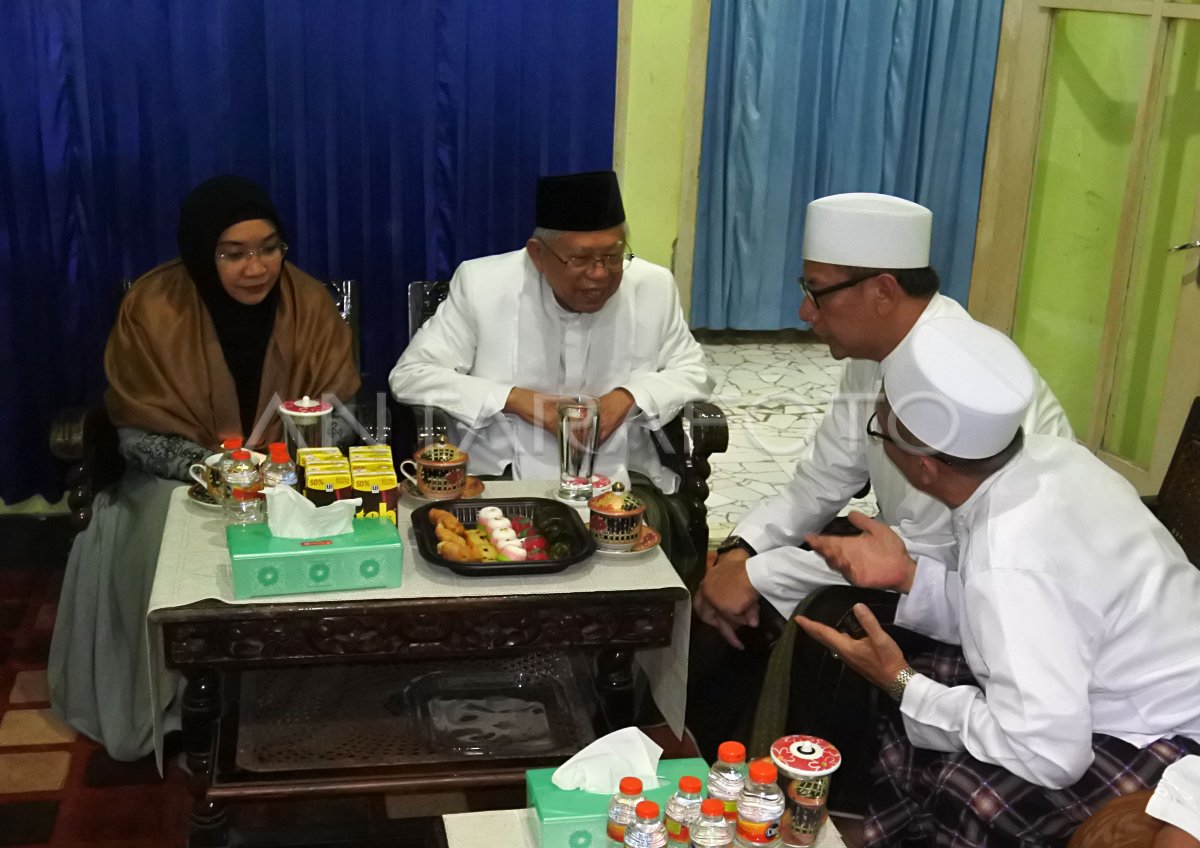 MA'RUF AMIN KUNJUNGI PONDOK PESANTREN | ANTARA Foto MA'RUF AMIN KUNJUNGI PONDOK PESANTREN | ANTARA Foto