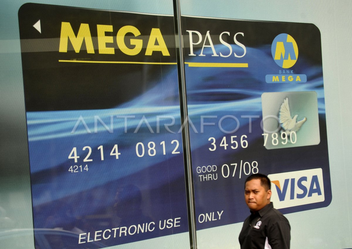 KINERJA BANK MEGA | ANTARA Foto
