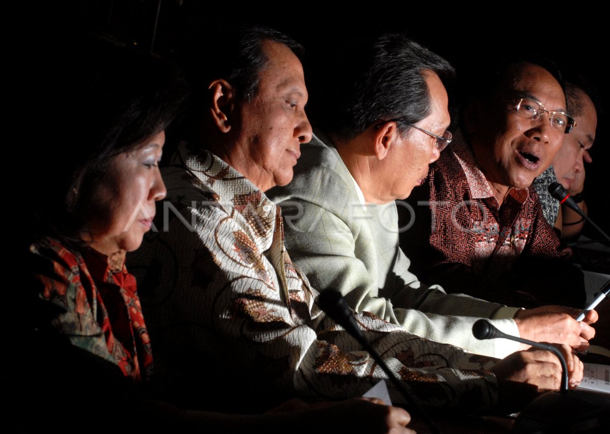 PERLINDUNGAN HAK KEKAYAAN INTELEKTUAL | ANTARA Foto PERLINDUNGAN HAK KEKAYAAN INTELEKTUAL | ANTARA Foto