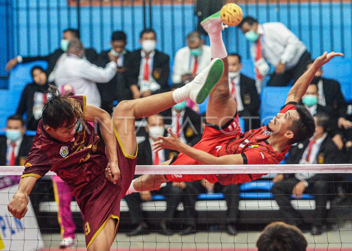 SEPAK TAKRAW DOUBLE EVENT SULTRA MENANG | ANTARA Foto