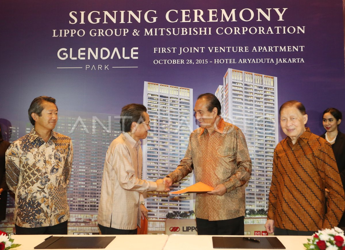 PERJANJIAN PENGEMBANGAN MENARA RESIDENSIAL | ANTARA Foto PERJANJIAN PENGEMBANGAN MENARA RESIDENSIAL | ANTARA Foto