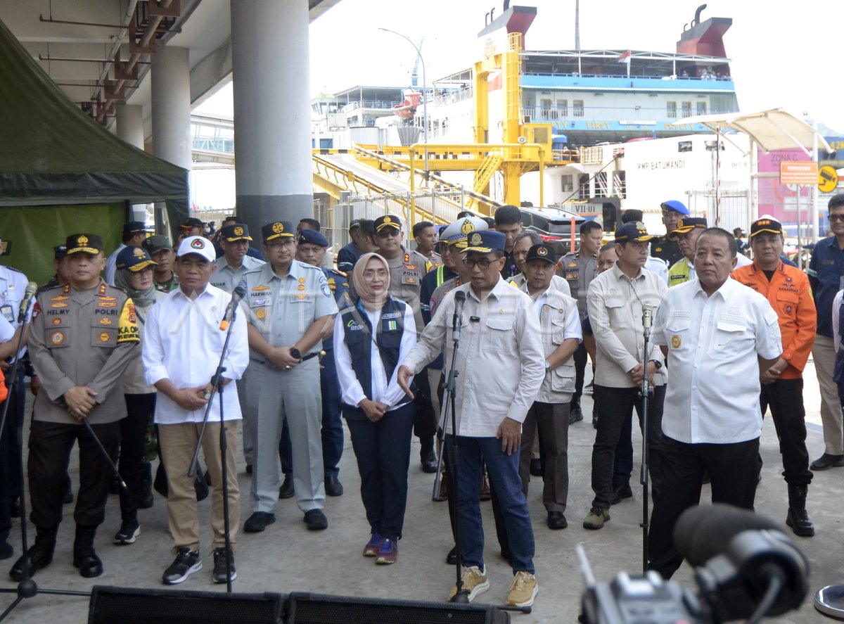 Menhub tinjau arus balik di Pelabuhan Bakauheni | ANTARA Foto