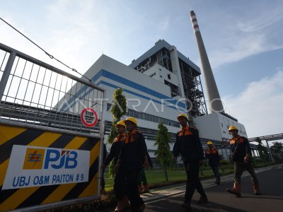 PLTU PAITON UNIT 9 | ANTARA Foto