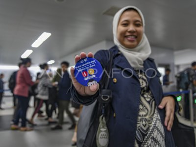 PIN PRIORITAS MRT | ANTARA Foto