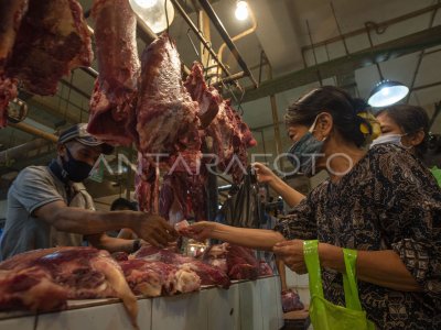 HARGA DAGING SAPI DI JAKARTA MENINGKAT JELANG LEBARAN | ANTARA Foto