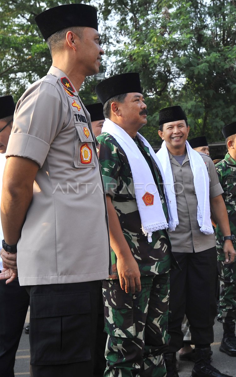 SAFARI RAMADHAN PANGLIMA TNI | ANTARA Foto