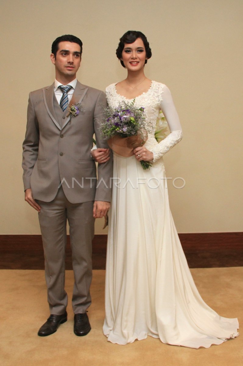 FACHRI ALBAR DAN RENATA KUSMANTO RESMI MENIKAH | ANTARA Foto