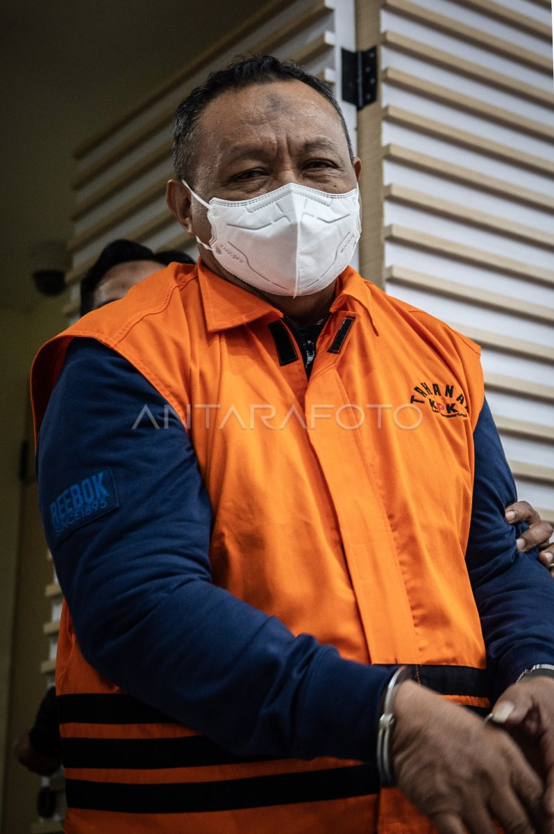 KPK tetapkan Kadis Pendidikan Maluku Utara jadi Tersangka | ANTARA Foto KPK tetapkan Kadis Pendidikan Maluku Utara jadi Tersangka | ANTARA Foto