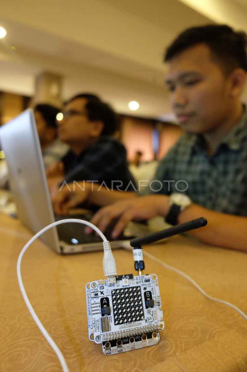IOT MAKERS CREATION | ANTARA Foto
